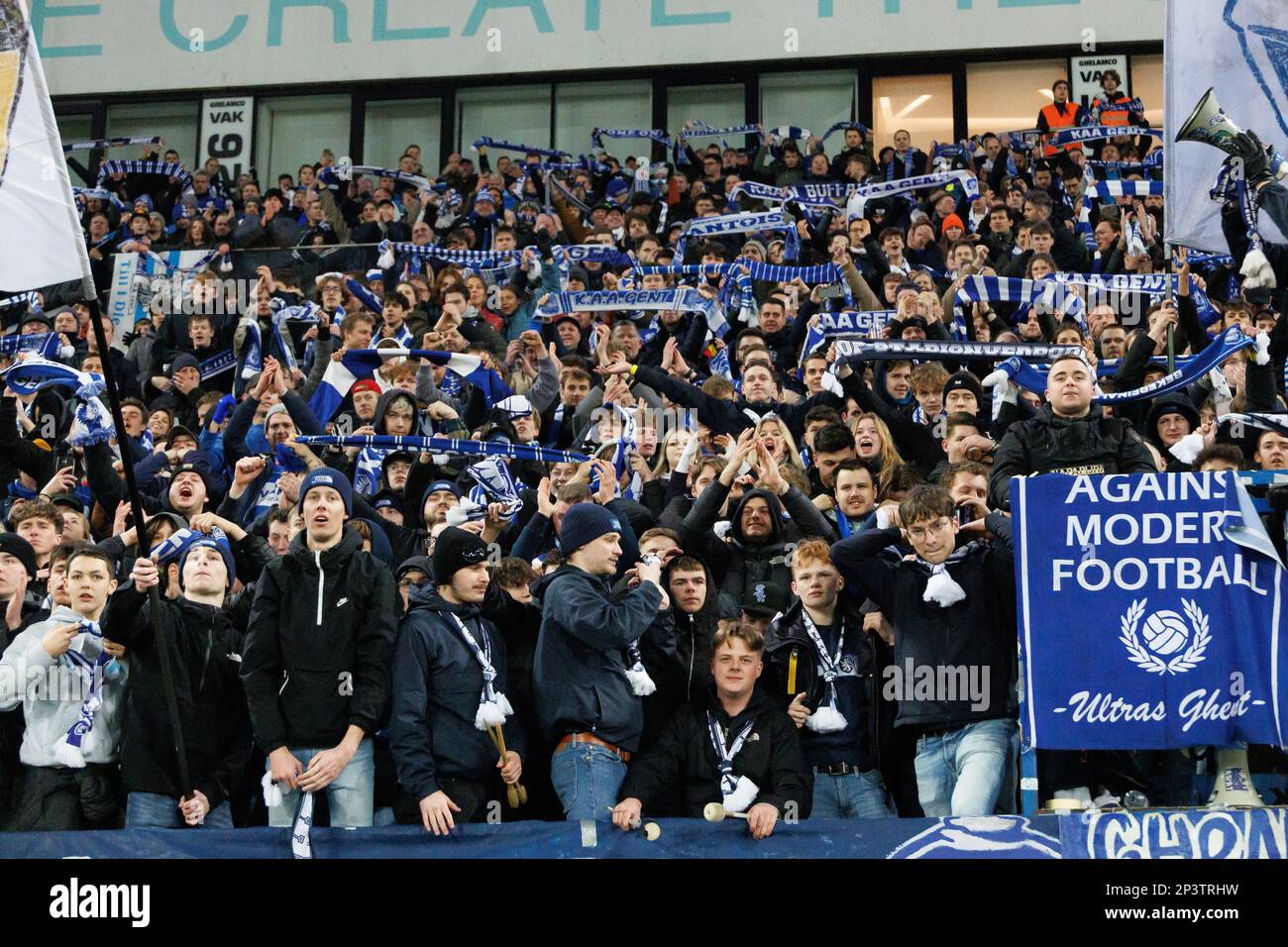Gent's supporters celebrate after winning a soccer match between KAA ...