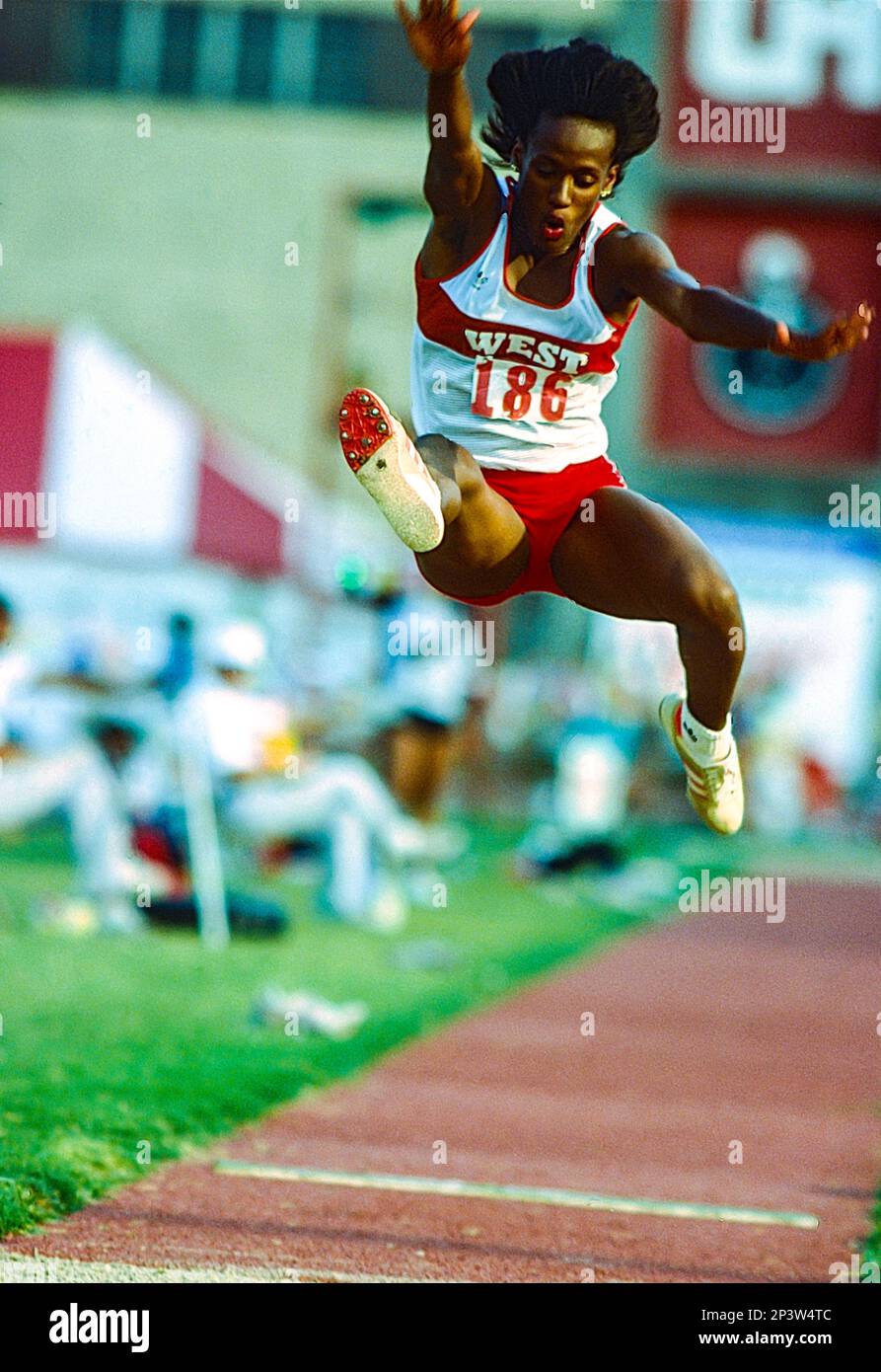 Jackie Joyner-Kersee competing at the 1986 US Olympic Festival Stock ...