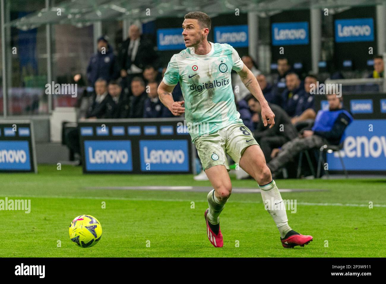 Robin gosens inter hi-res stock photography and images - Alamy