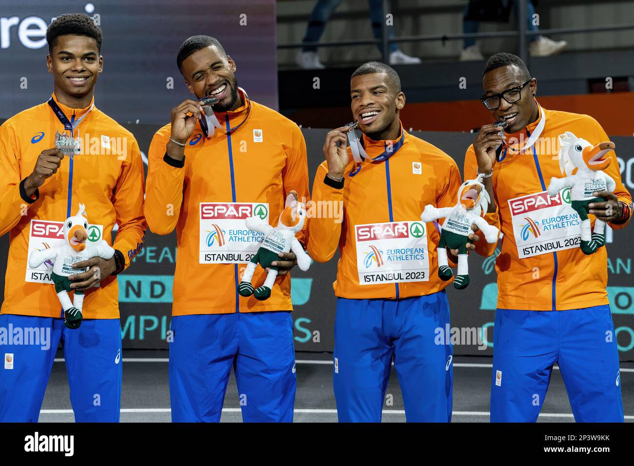 ISTANBUL - The Netherlands men take bronze in the 400m relay on the ...