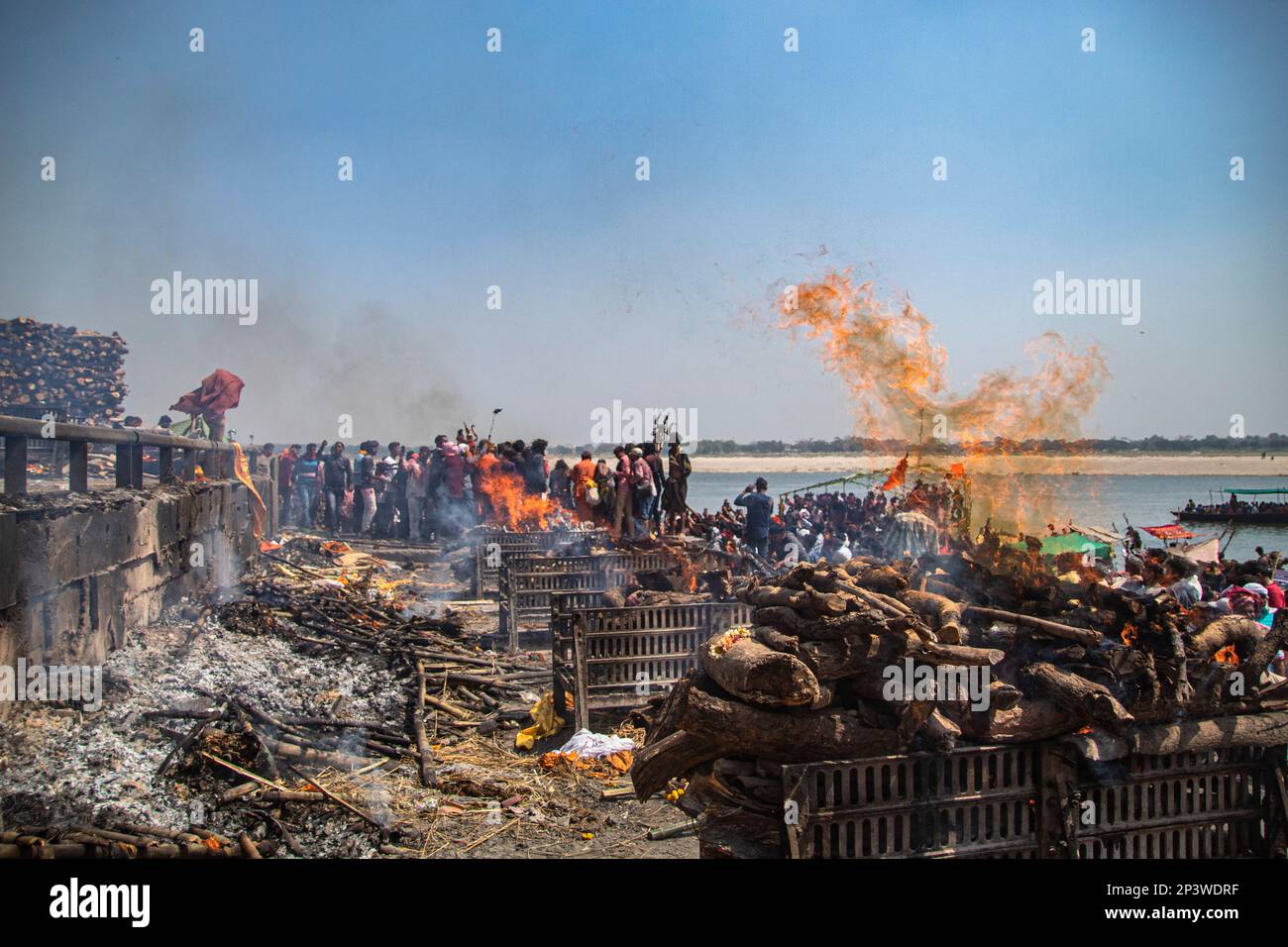 People of Kashi gather at Manikarnika ghat to celebrate Chita Bhasma ...