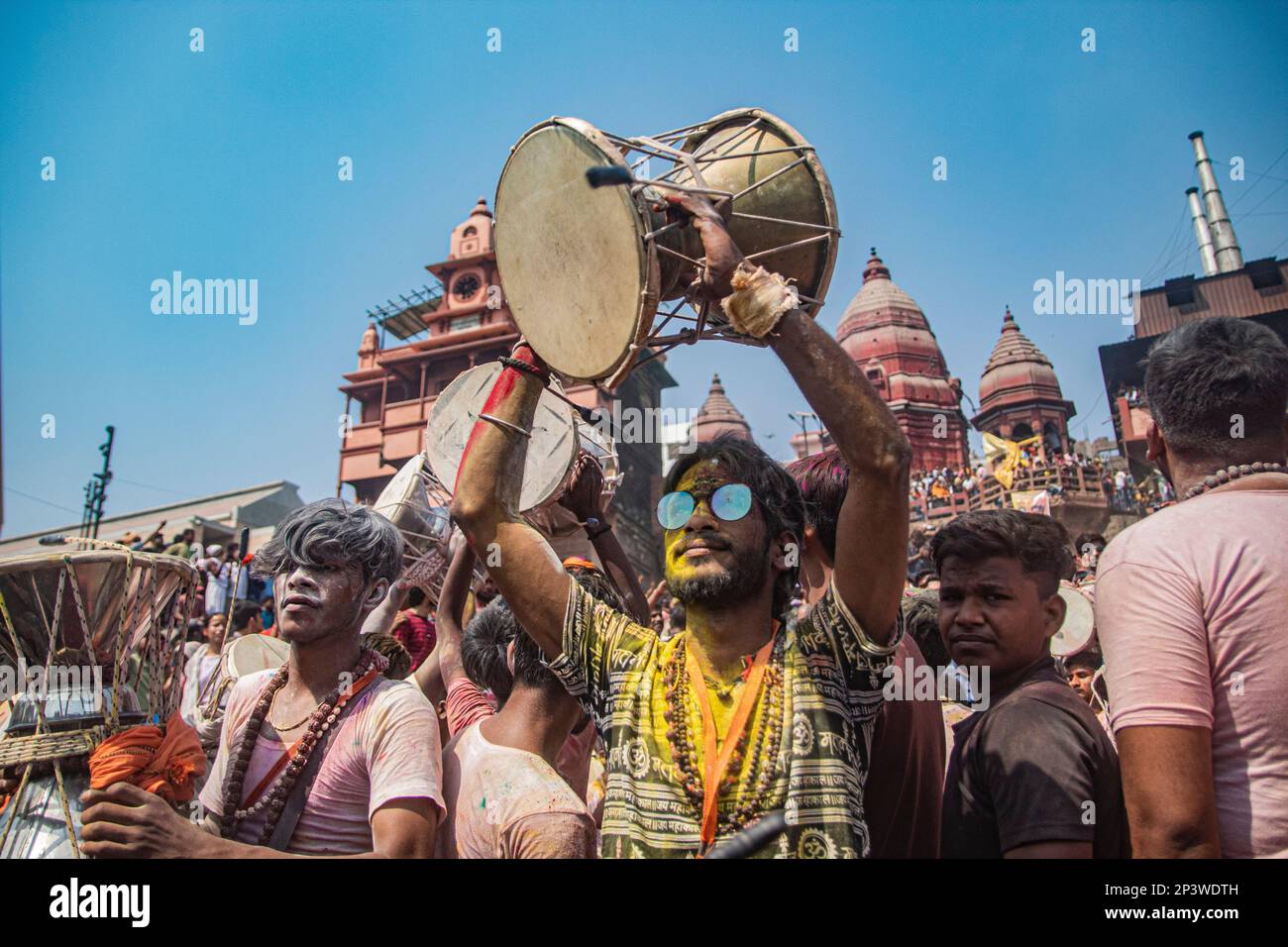People of Kashi gather at Manikarnika ghat to celebrate Chita Bhasma ...