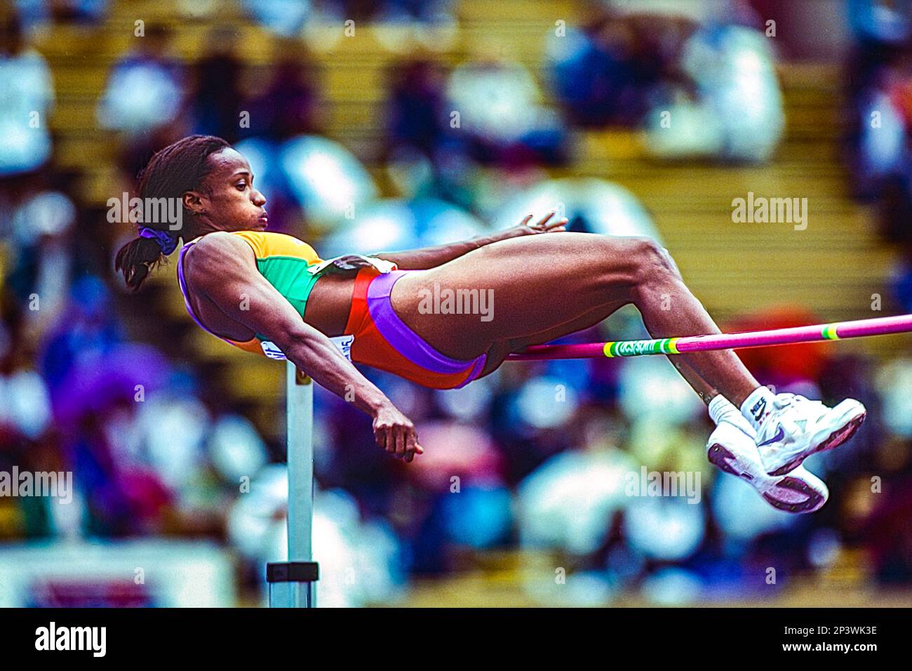 Jackie Joyner-Kersee competing in the Heptathlon at the 1995 USA ...