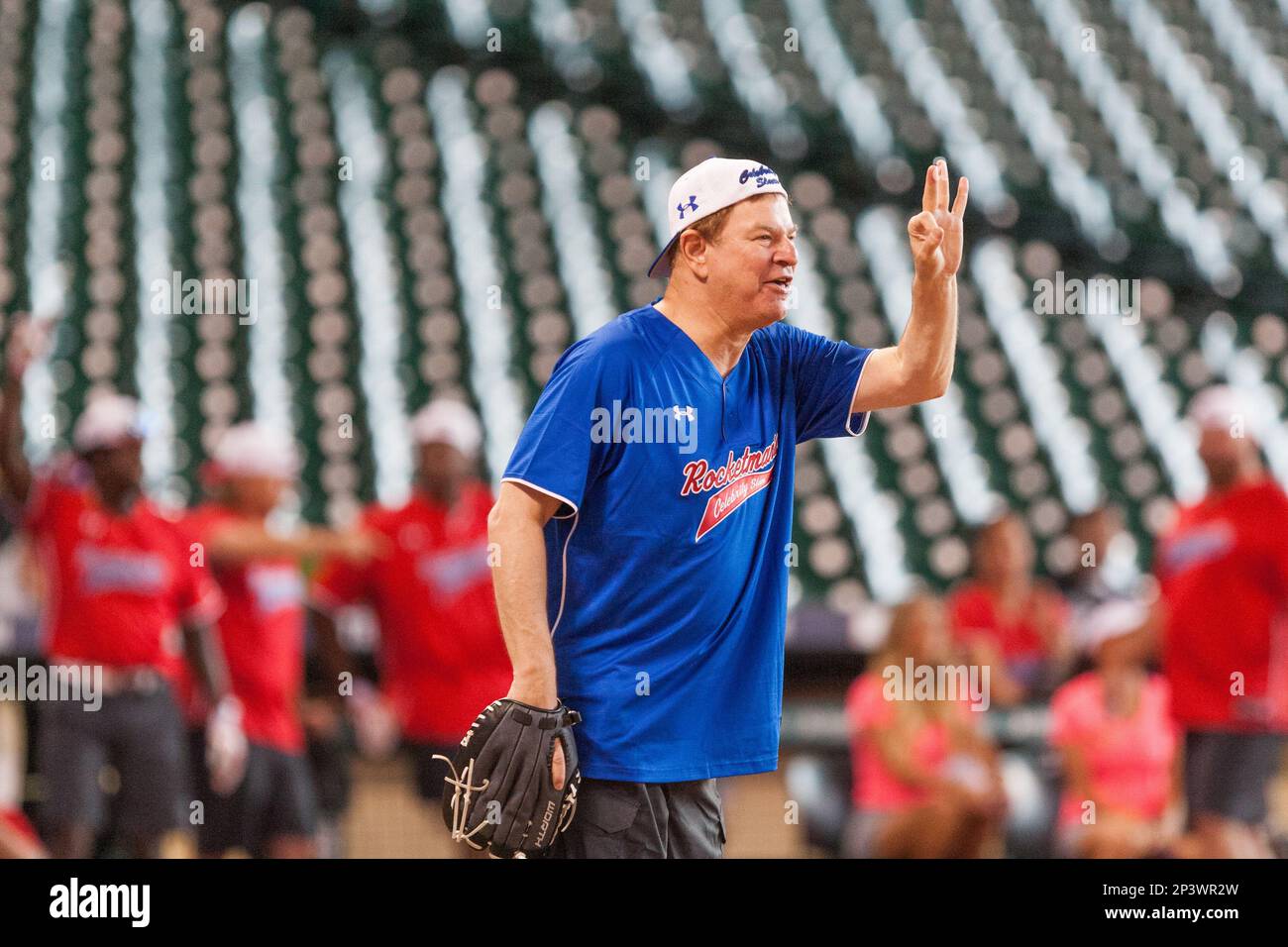 July 15 2014: Robert Wuhl gives a sign gesture to Jeff Bagwell during ...