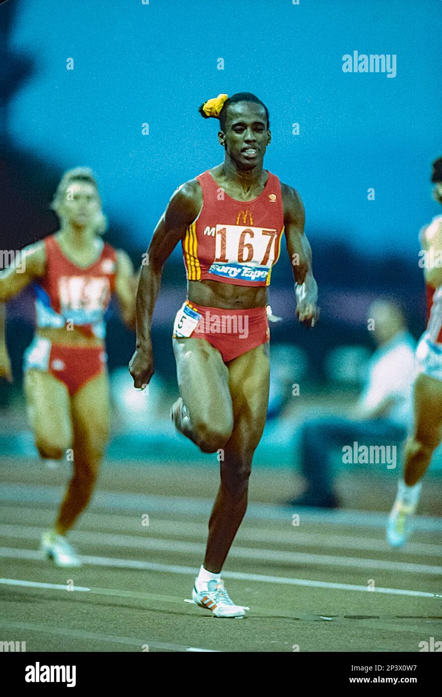 Jackie Joyner-Kersee competing at the 1990 Goodwill Games Stock Photo ...