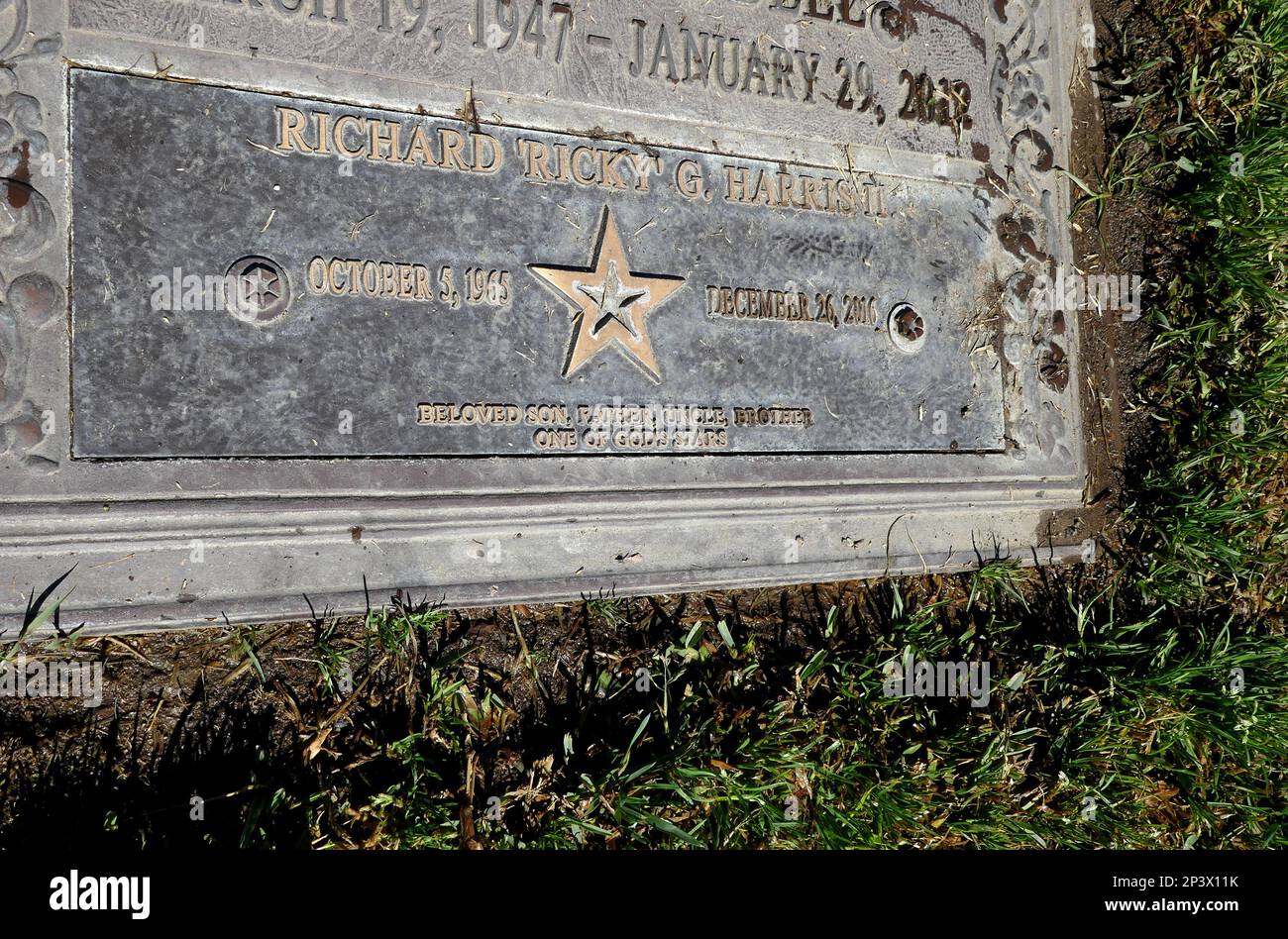 Long Beach, California, USA 2nd March 2023 Actor Ricky Harris Grave in ...