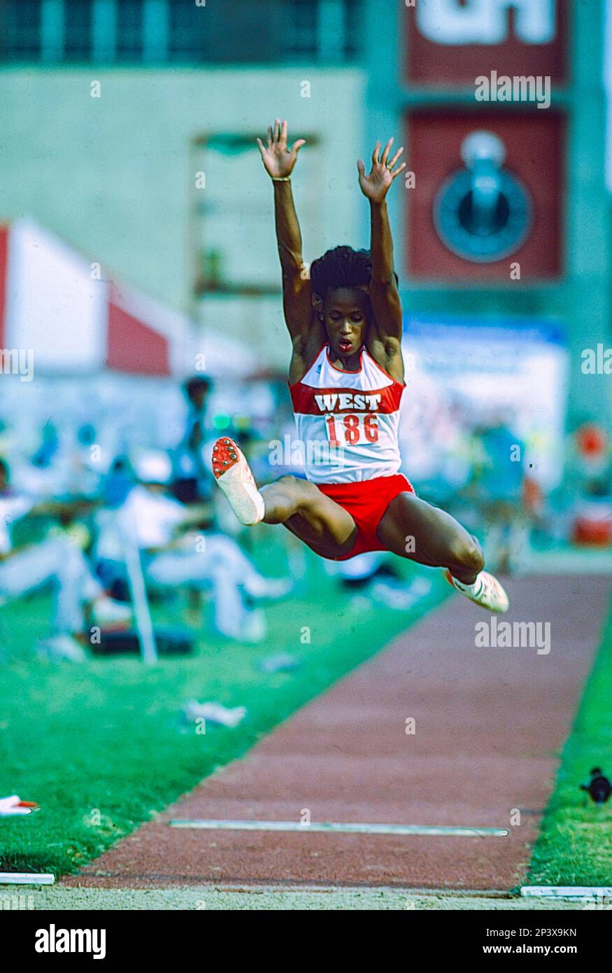 Jackie Joyner-Kersee competing at the 1986 US Olympic Festival Stock ...