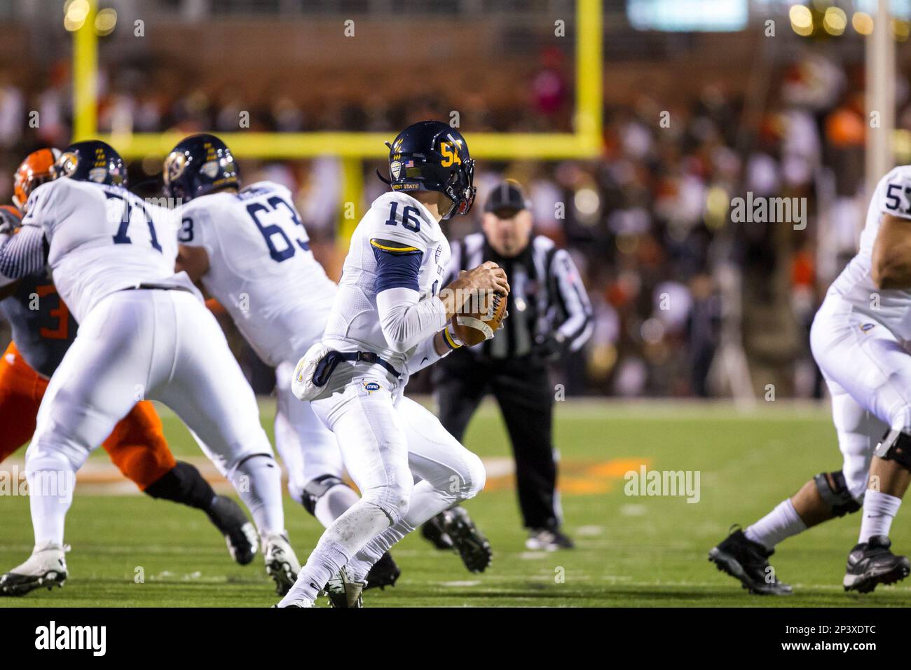 12 NOVEMBER 2014: Kent State Golden Flashes quarterback Nathan Strock ...
