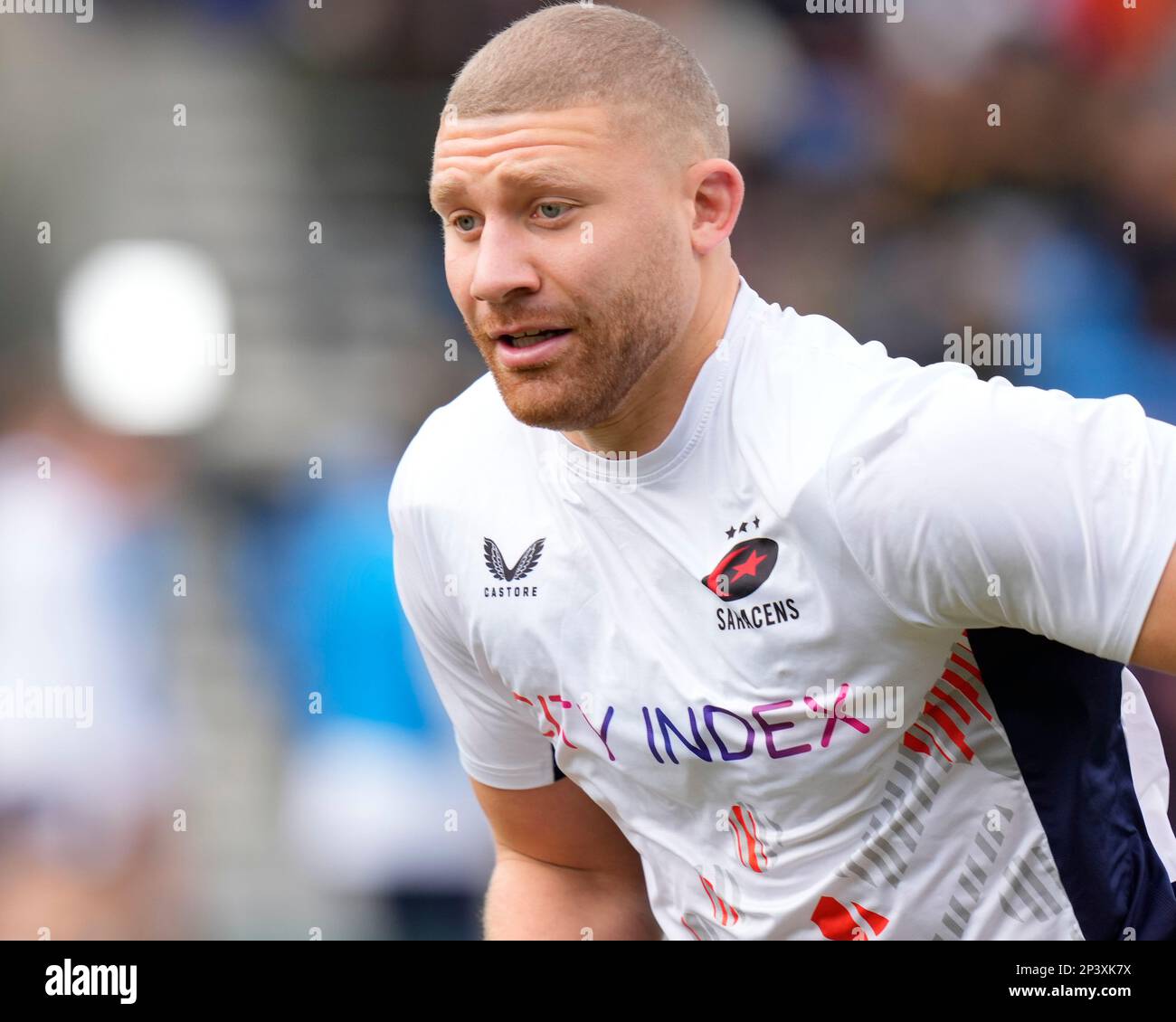 Nick Isiekwe #4 of Saracens warms up before the Gallagher Premiership ...