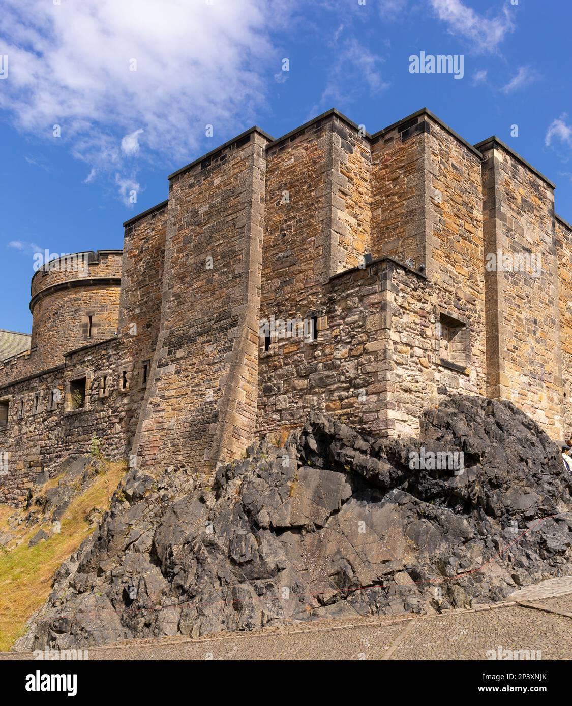 EDINBURGH, SCOTLAND, EUROPE - Edinburgh Castle walls Stock Photo - Alamy