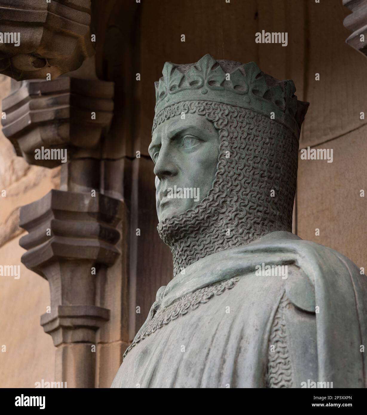 EDINBURGH, SCOTLAND, EUROPE - Statue of Robert the Bruce, King of Scots ...
