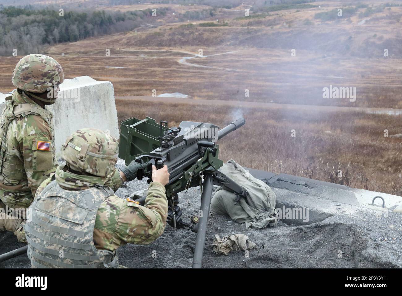 U.S. Soldiers with the Pennsylvania National Guard train with Mark 19 ...