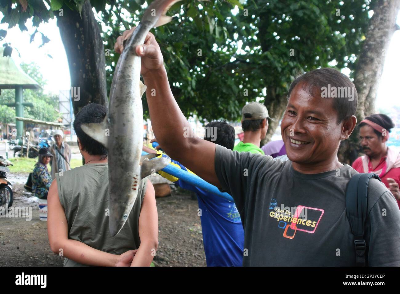 Jakarta fish market indonesia hi-res stock photography and images - Alamy