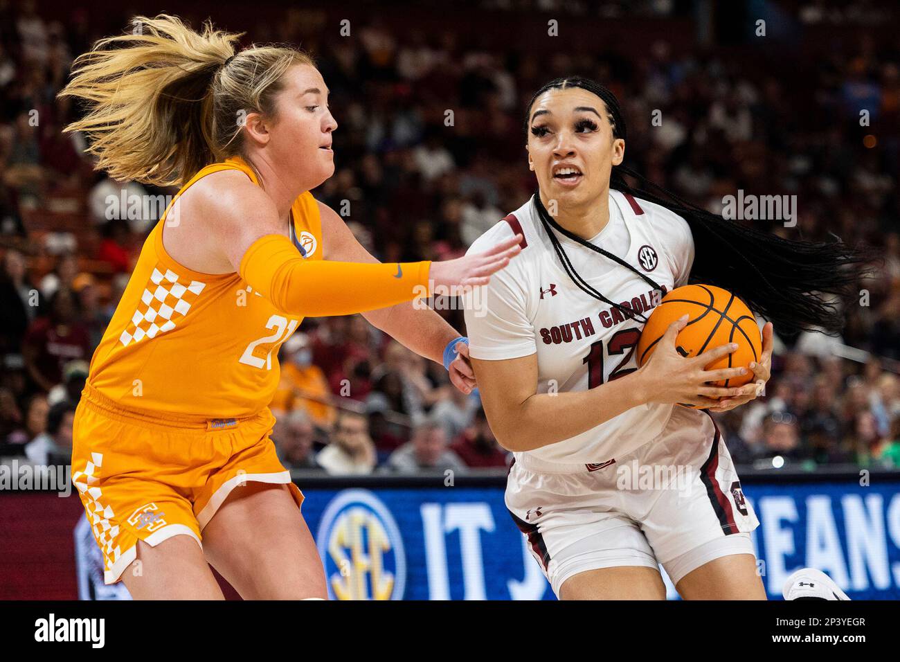 South Carolina's Brea Beal (12) dribbles past Tennessee's Tess Darby ...