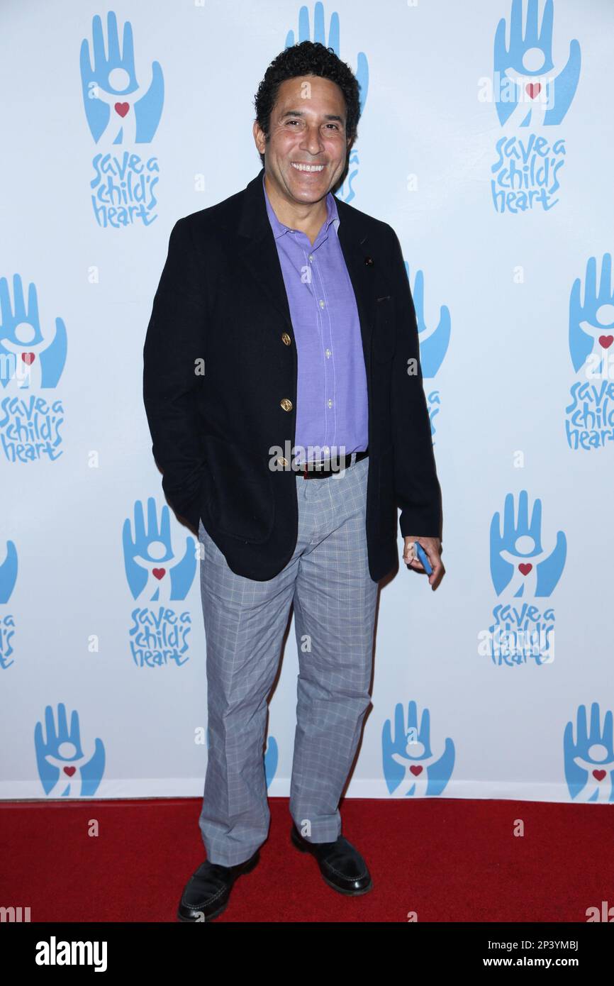 Photo by: JMA/STAR MAX/IPx11/16/14Oscar Nunez at the Save A Child's ...