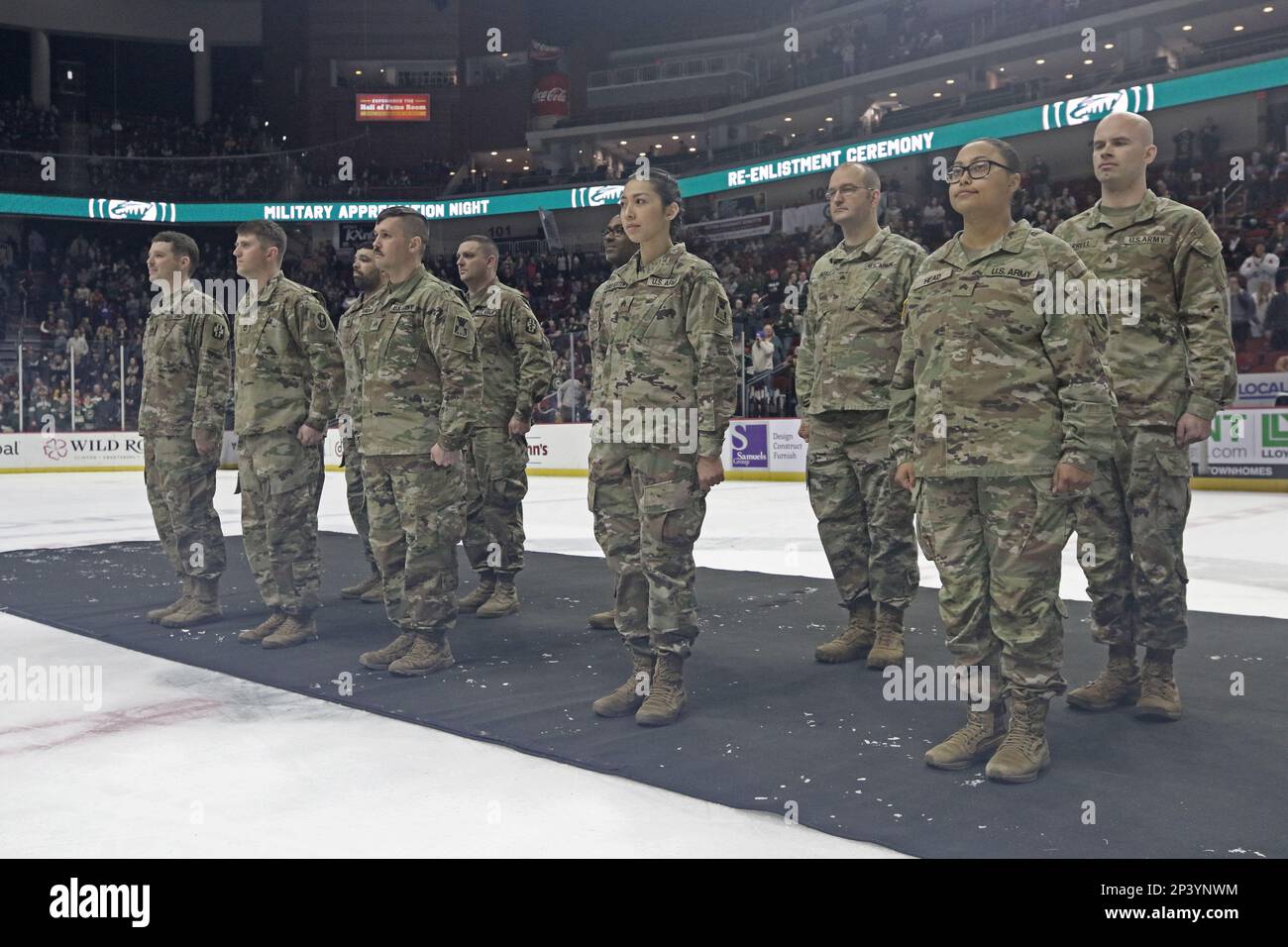 U.S. Army Reserve Soldiers representing Reserve units based in the Des ...