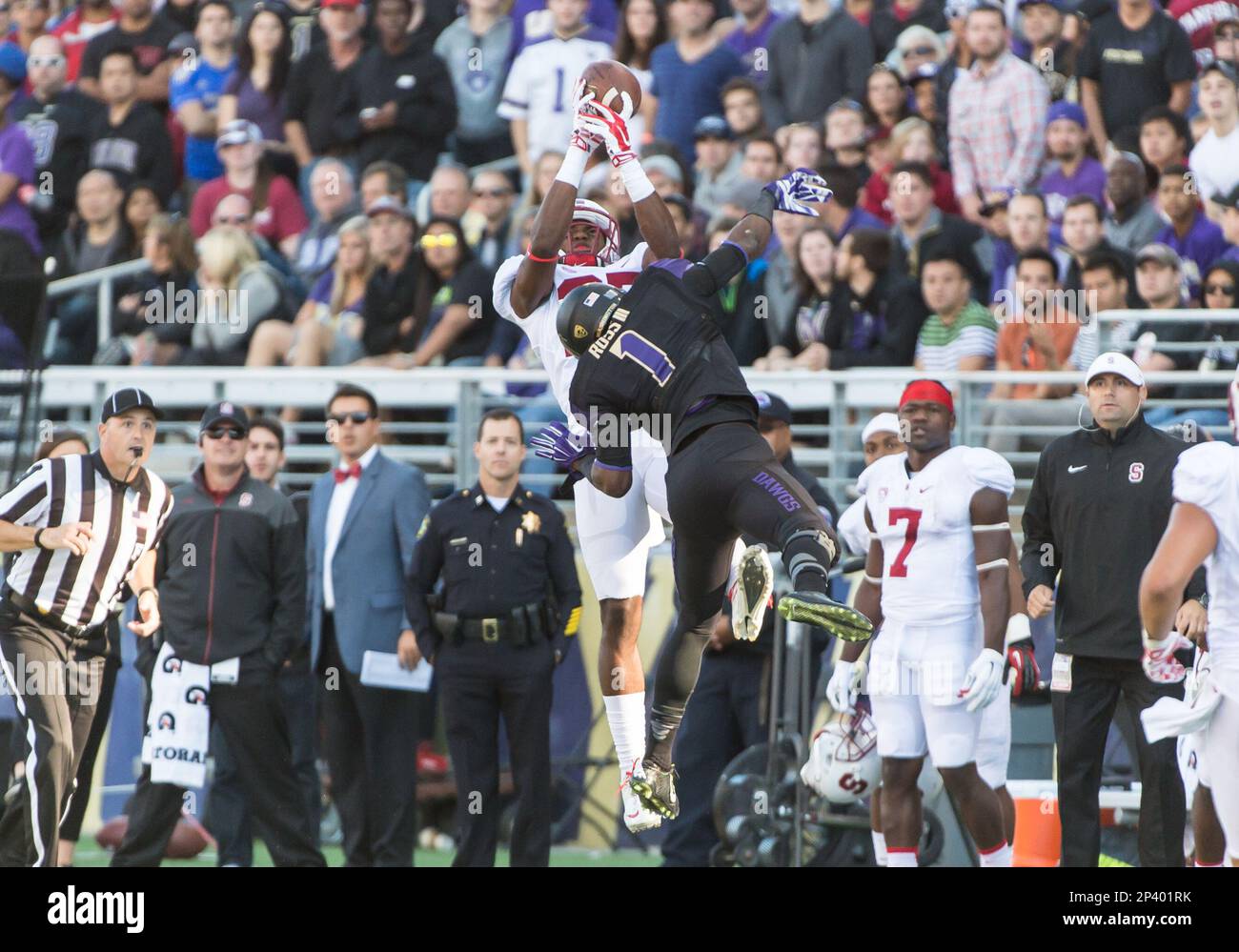SEP 27 2014: Stanford Cardinal cornerback Alex Carter (25) intercepts a ...