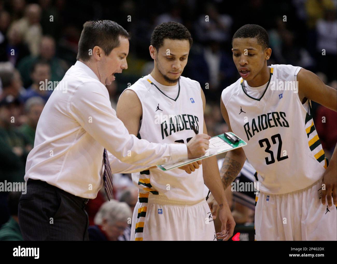 November 14, 2014: Wright State Raiders head coach Billy Donlon gives ...