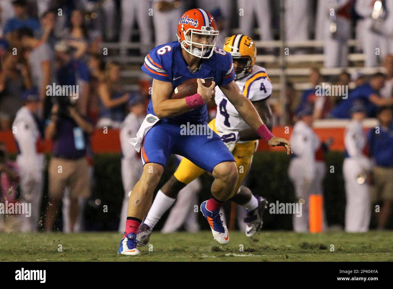 11 October 2014: Florida Gators quarterback Jeff Driskel (6) runs the ...