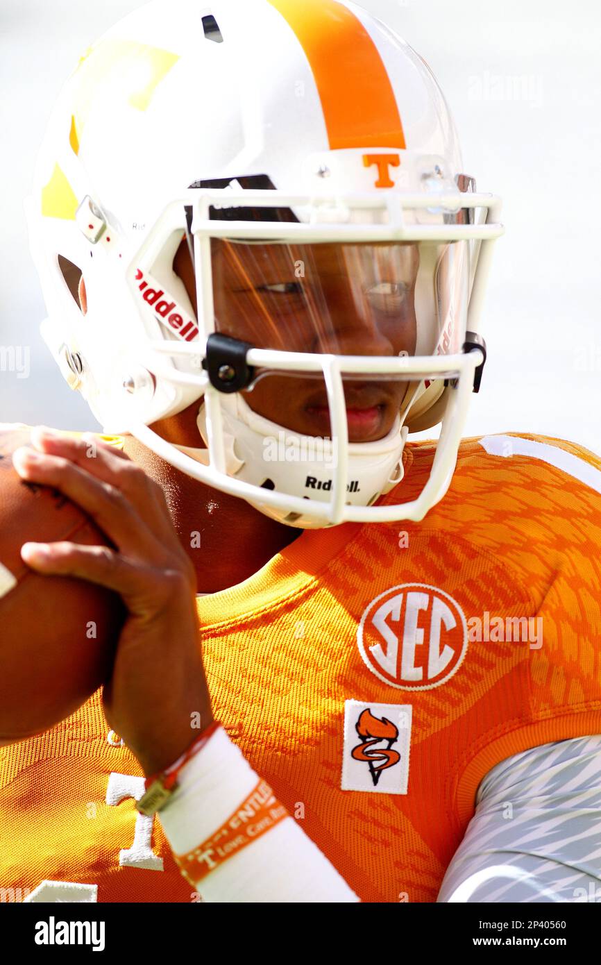 October 04 2014: Tennessee Volunteers quarterback Joshua Dobbs (11 ...