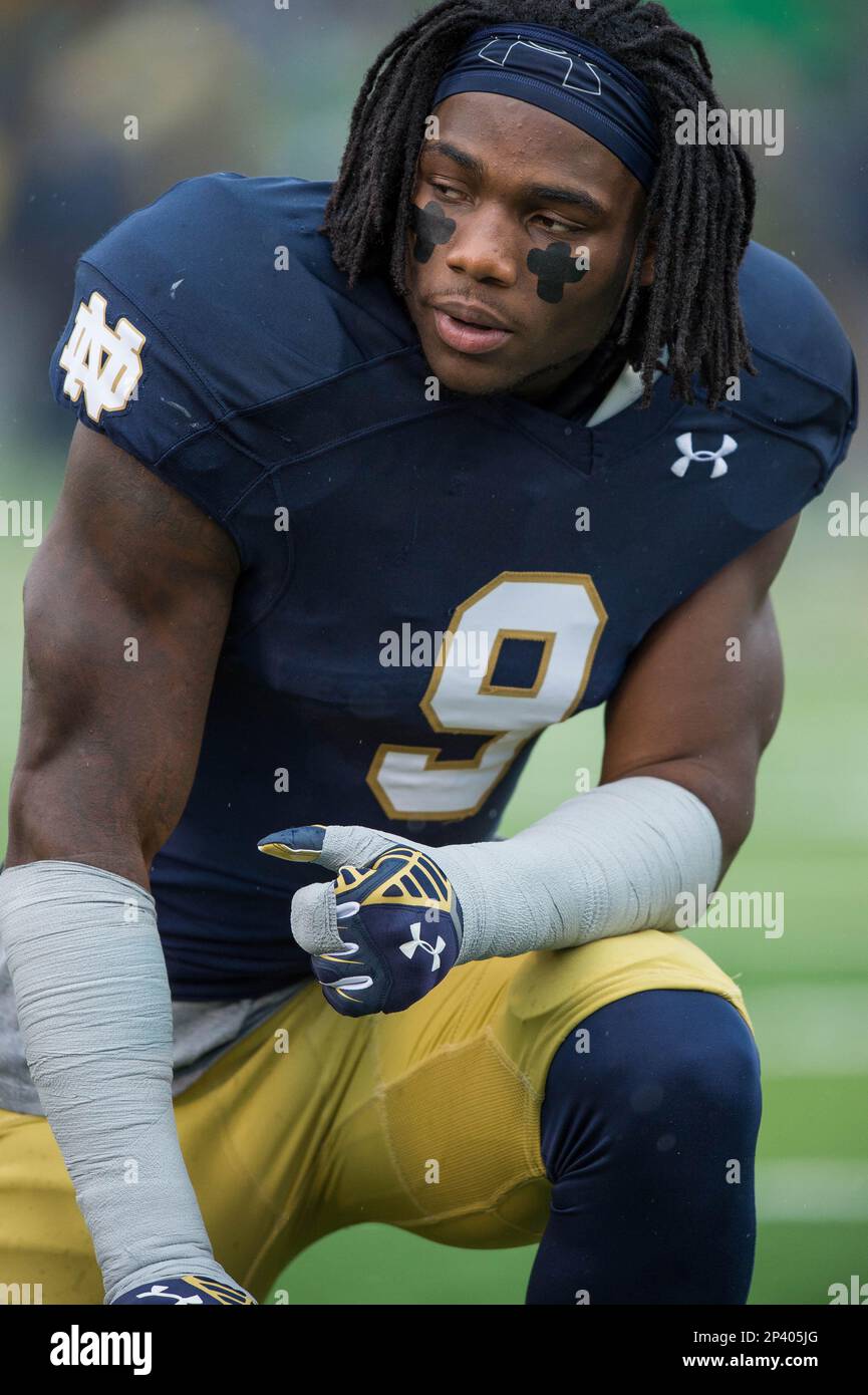October 4, 2014: Notre Dame Fighting Irish linebacker Jaylon Smith (9 ...