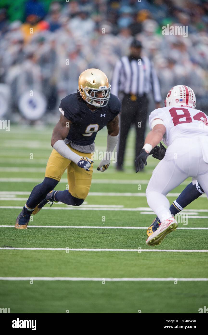 October 4, 2014: Notre Dame Fighting Irish linebacker Jaylon Smith (9 ...