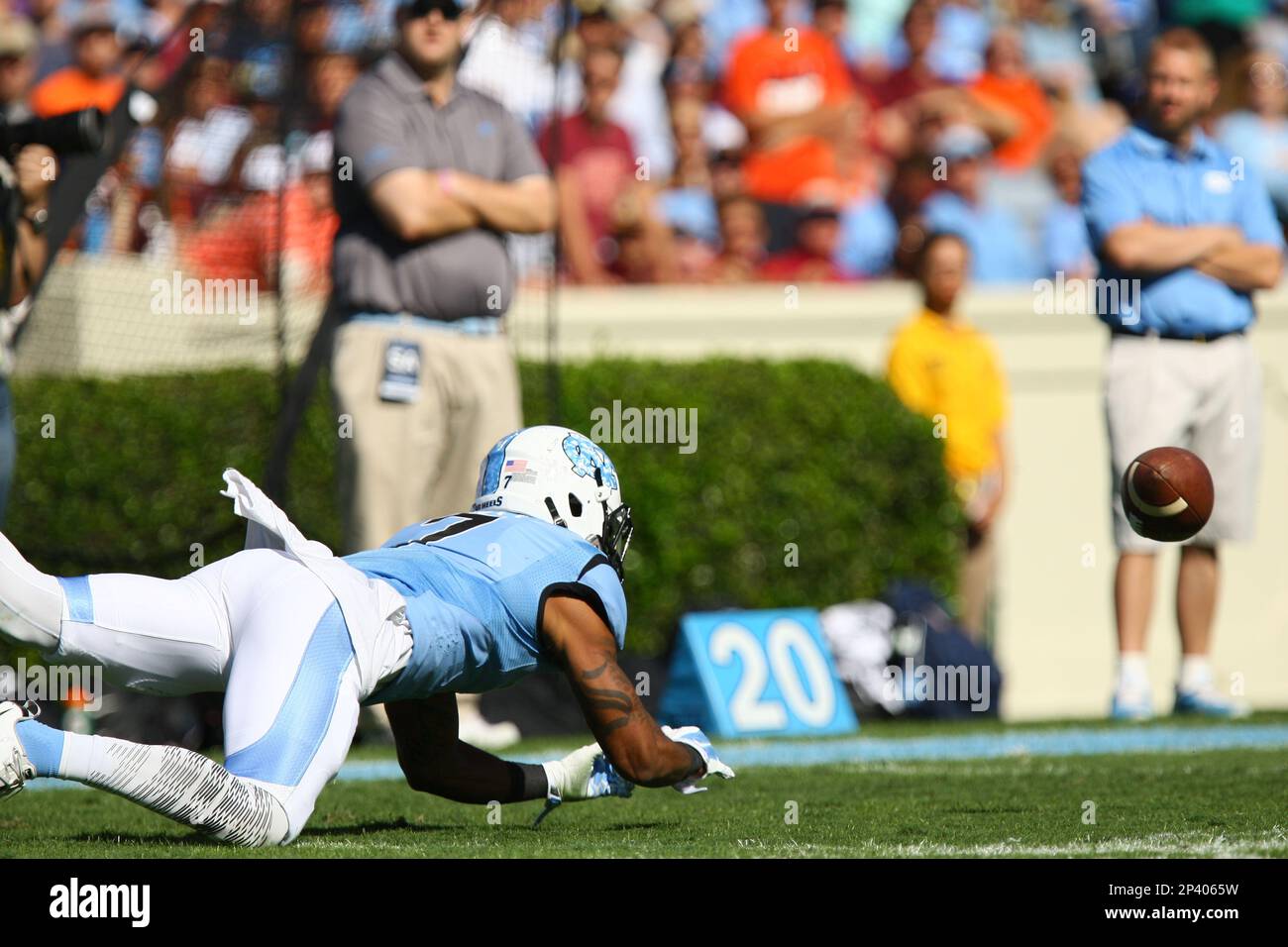 October 4, 2014: North Carolina Tar Heels wide receiver Austin Proehl ...