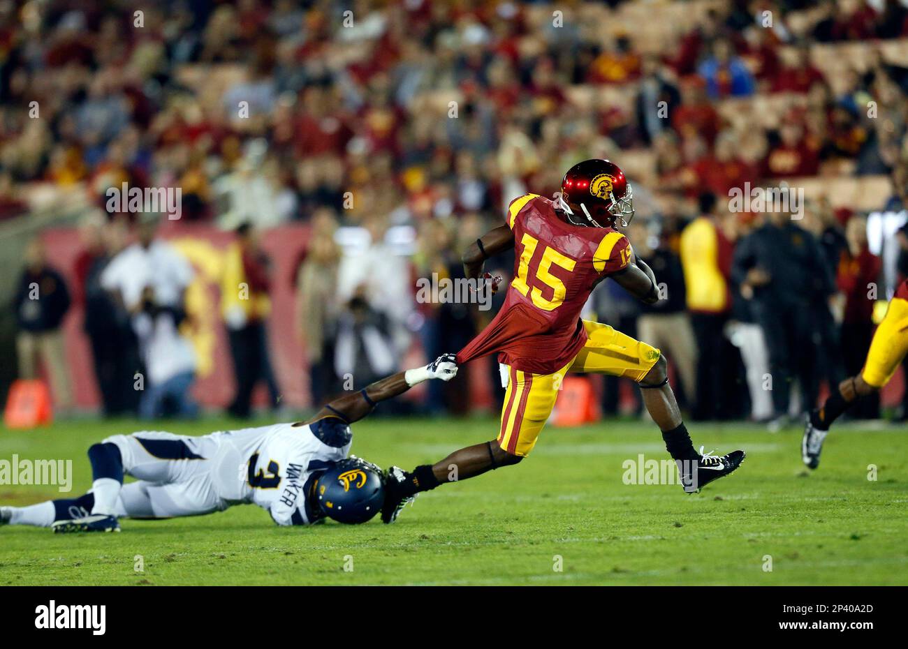 November 13, 2014 USC Trojans wide receiver Nelson Agholor #15 makes a ...