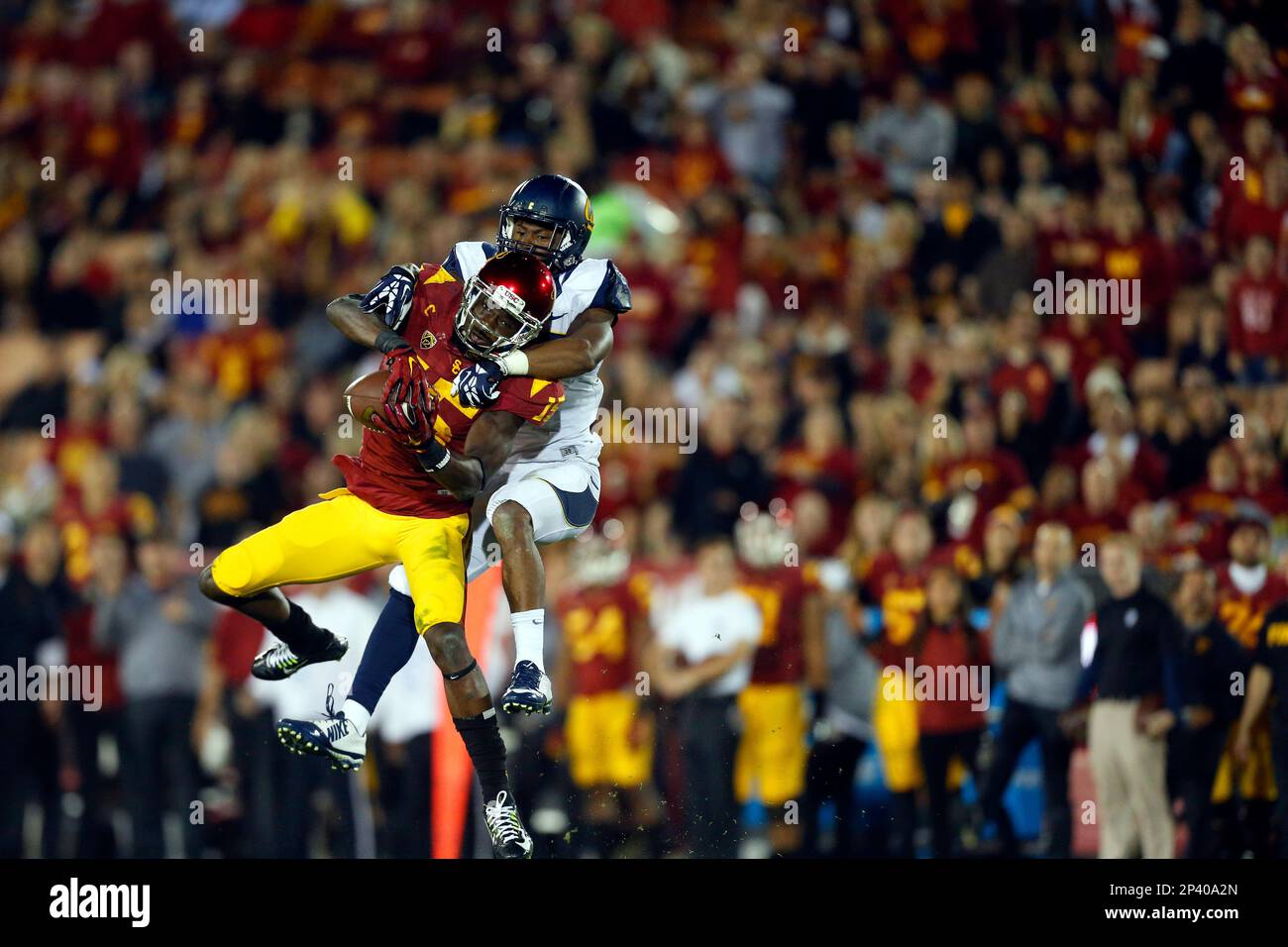 November 13, 2014 USC Trojans wide receiver Nelson Agholor #15 makes a ...