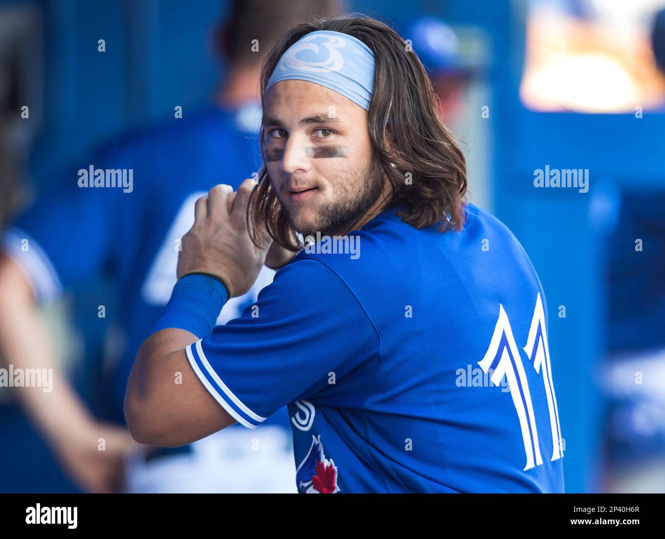 Toronto Blue Jays' Bo Bichette prepares to hit during the fourth inning ...