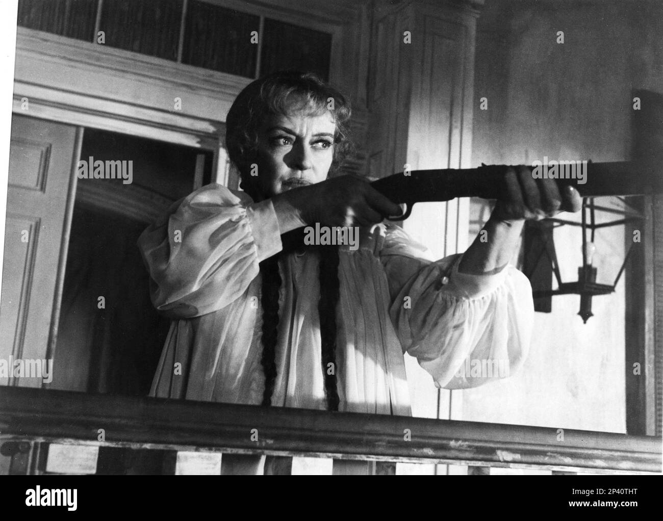 1964 : The movie actress BETTE DAVIS ( Lowell , MA 1908 - Neuilly ...