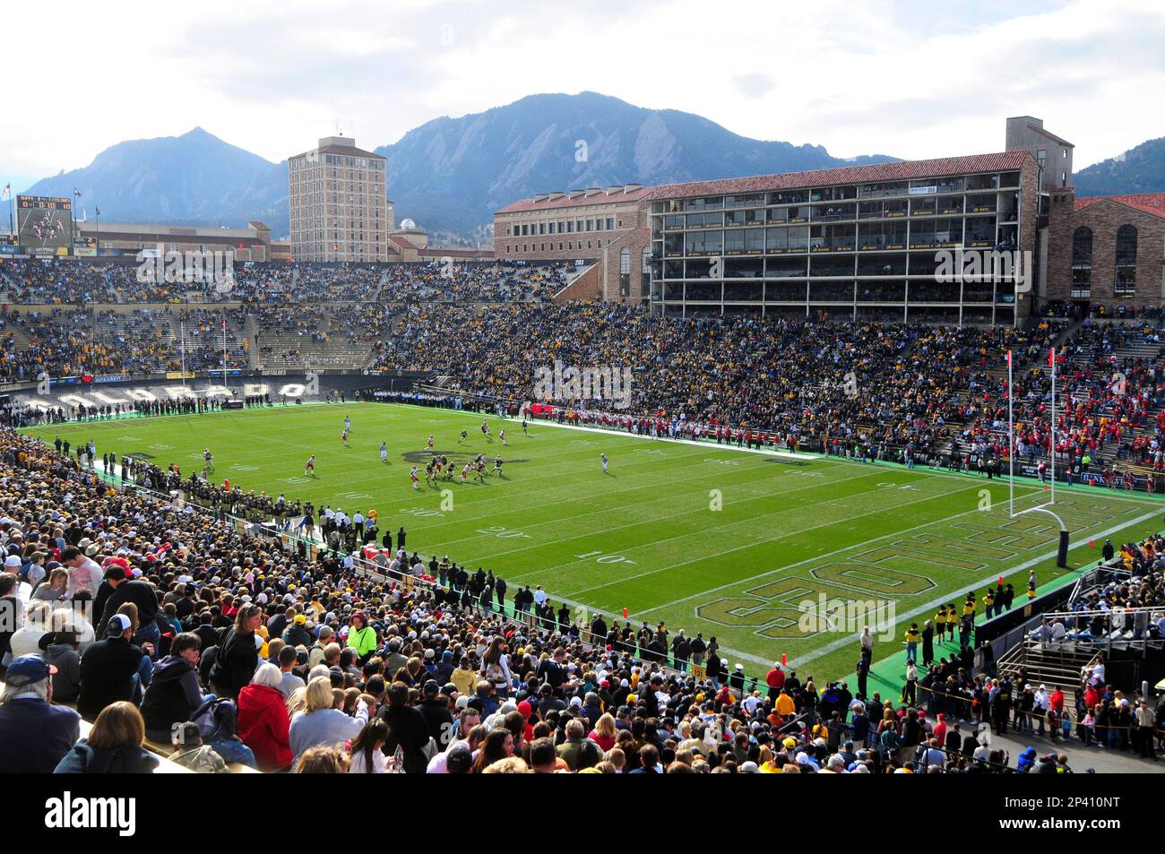 08 November 08: A general view of Folsom Field with the "Flatirons" in ...