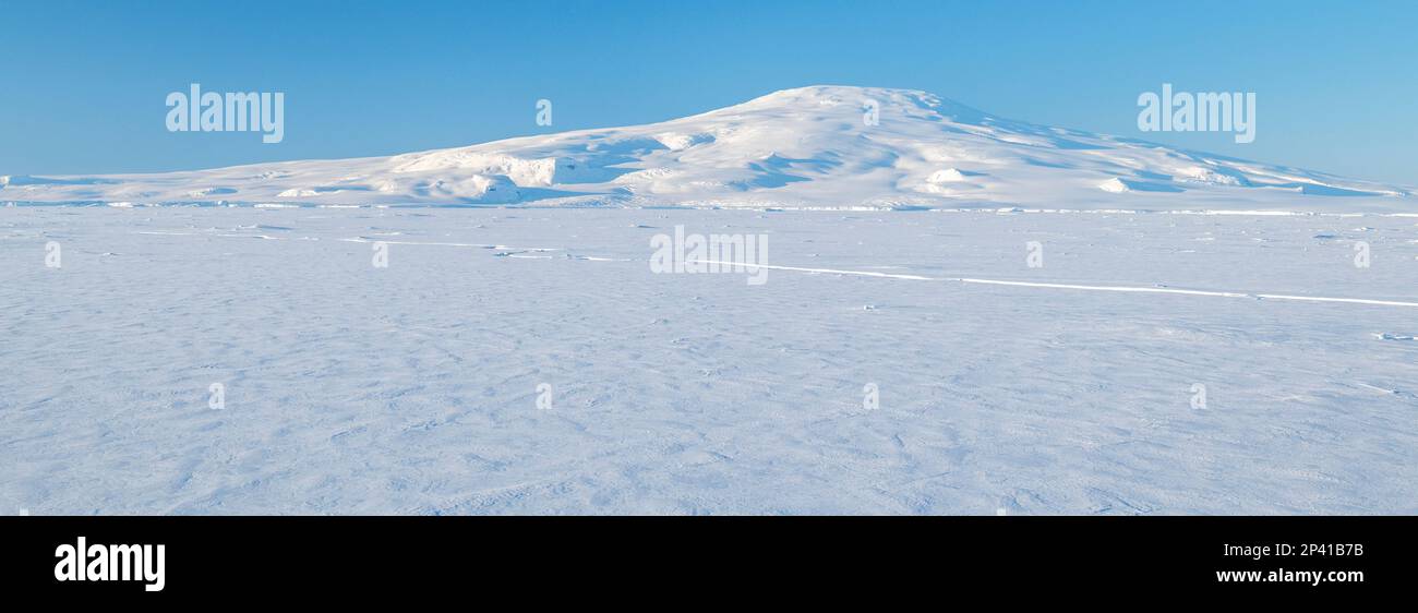 Siple island antarctica hi-res stock photography and images - Alamy