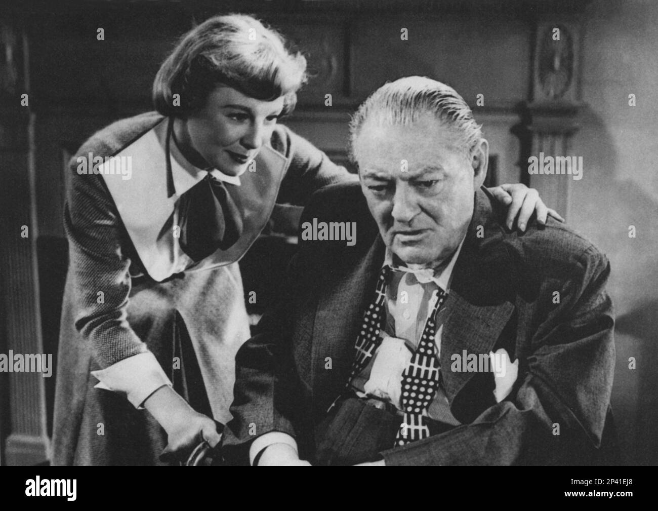 1950 : The celebrated great actor LIONEL BARRYMORE and JUNE ALLYSON in ...