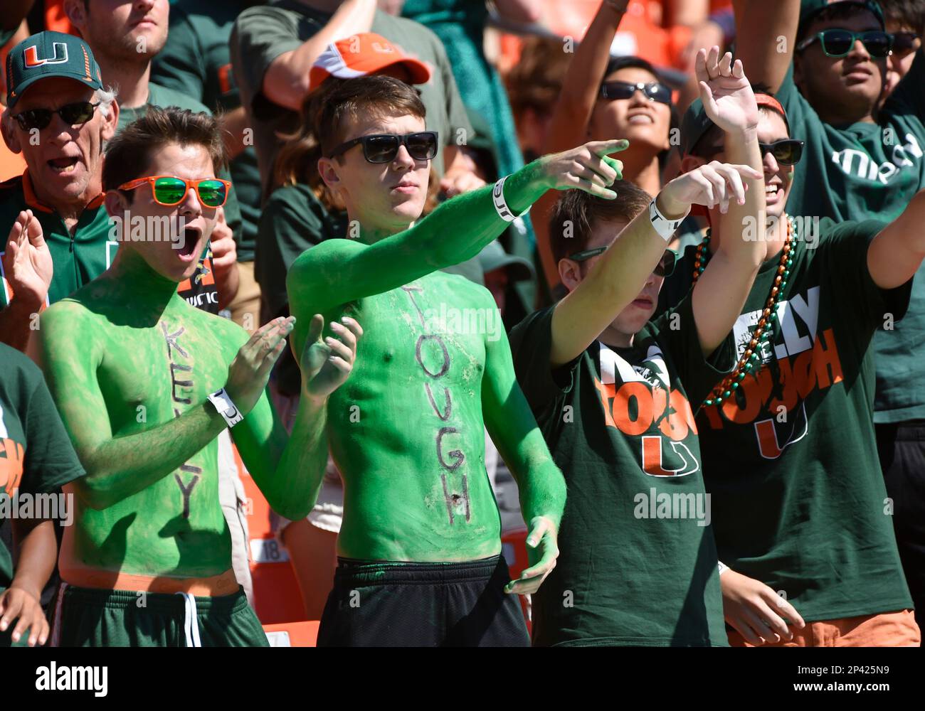 Hot College Football Fans Painted Post Your Schools Hottest Fans.
