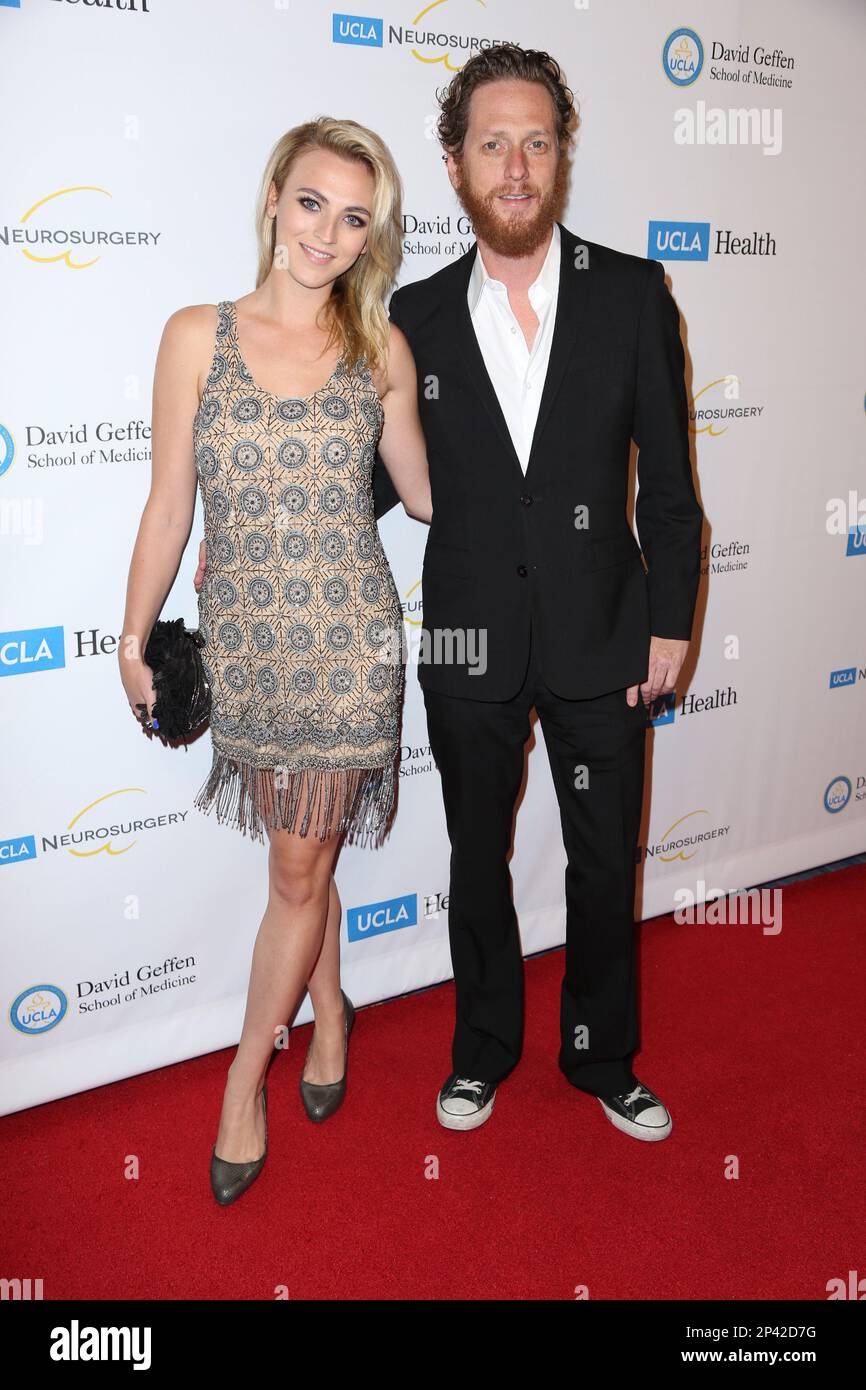 Photo by: JMA/STAR MAX/IPx10/30/14Stephanie Tarling and Brian Klugman ...