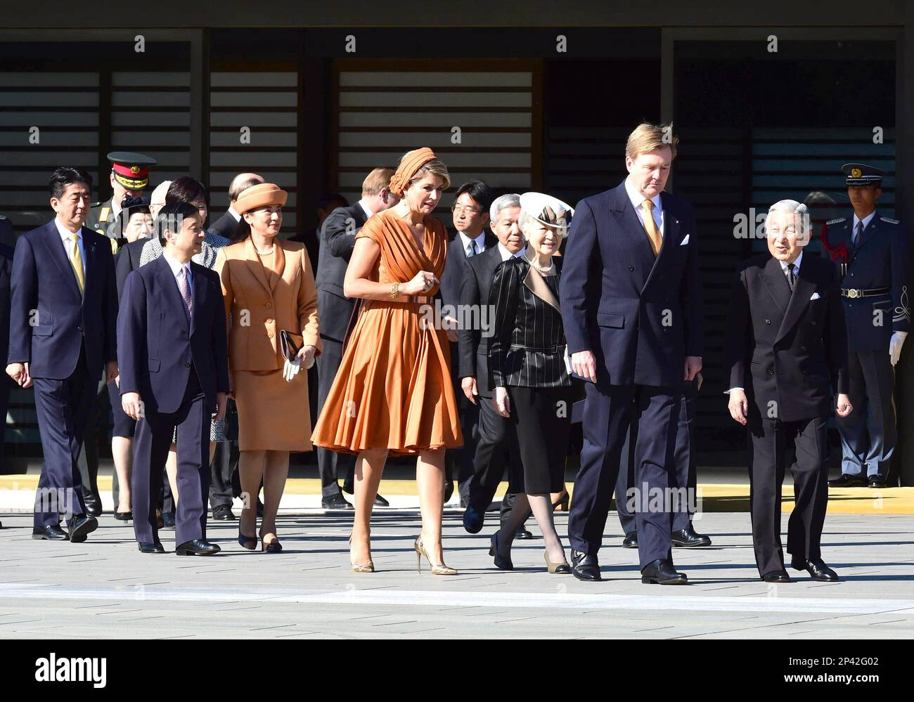 King Willem-Alexander (front, 2nd from R) and Queen Maxima ( front,4th ...