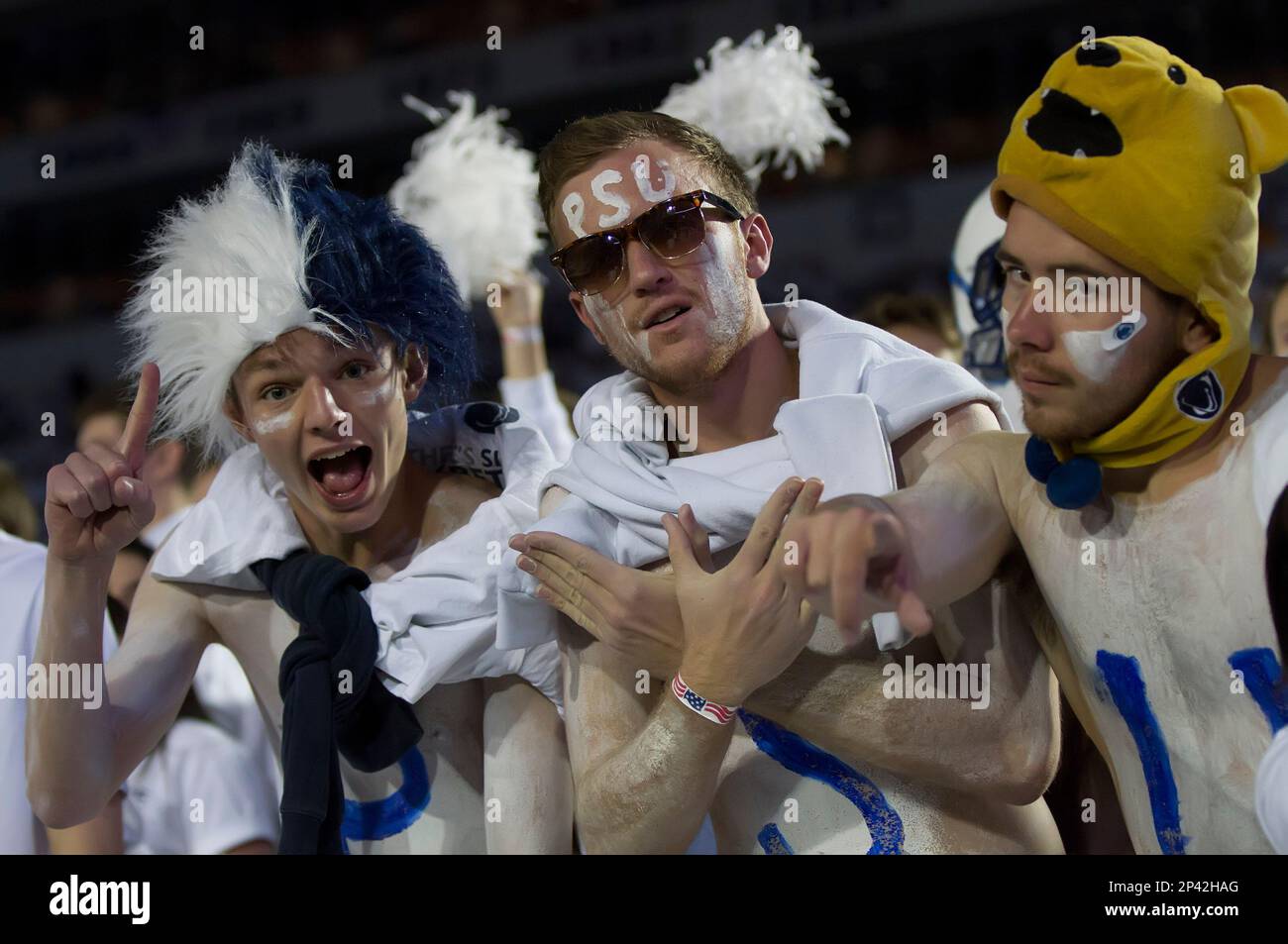 October 25, 2014: Penn State fans cheer their team during the NCAA ...