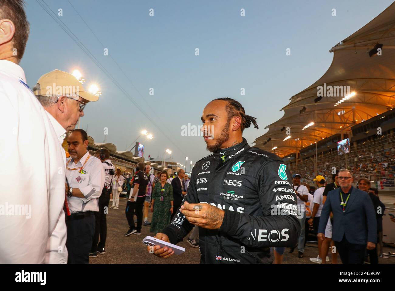 Lewis Hamilton (GBR) Mercedes W14 E Performance on the grid before the ...
