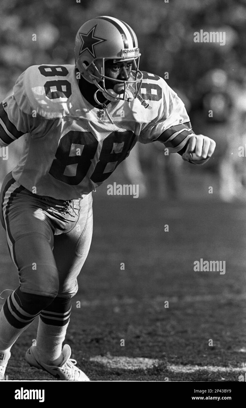 Wide receiver Michael Irvin #88 of the Dallas Cowboys in action.Circa ...