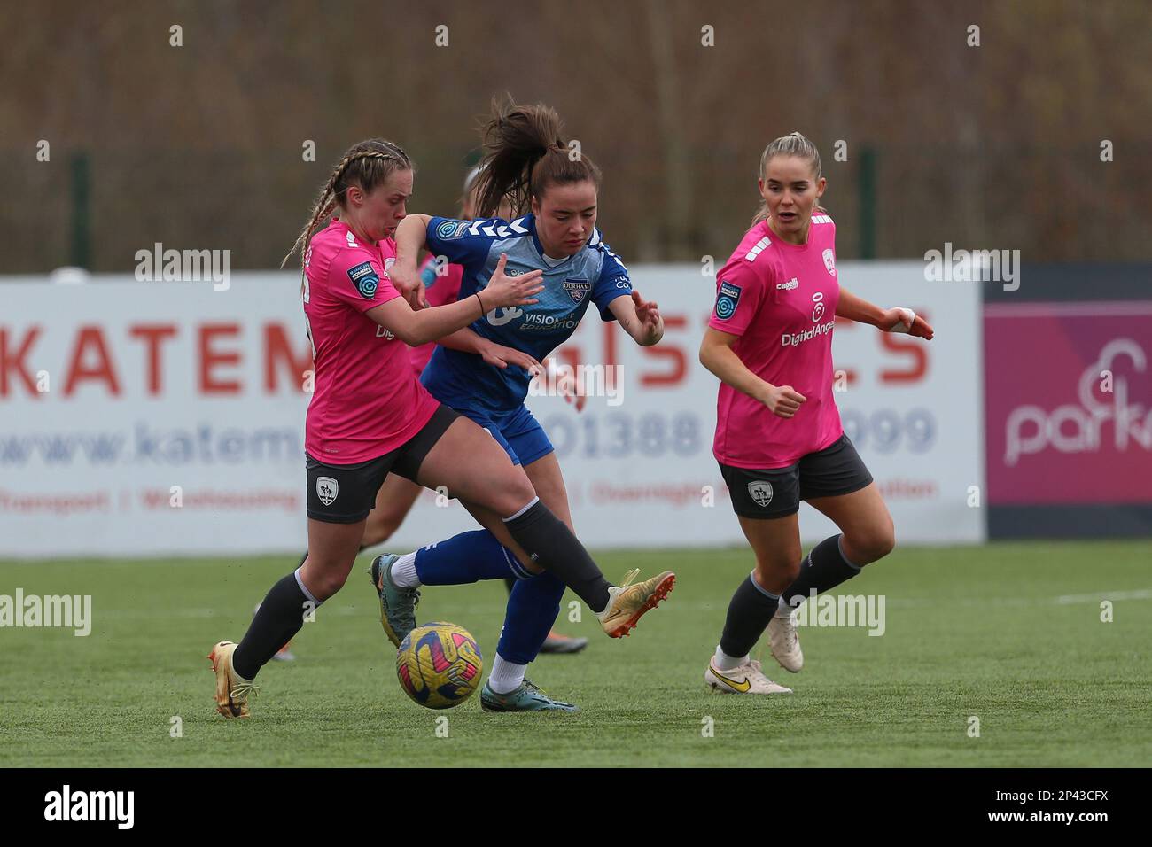 Grace jones live hi-res stock photography and images - Alamy