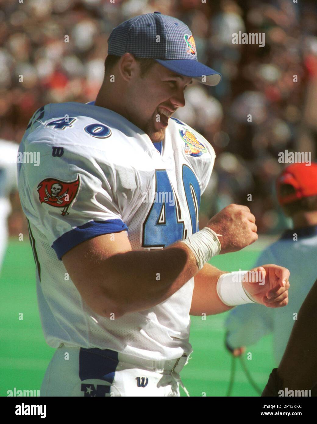 NFL FILE: Mike Alstott of the Tampa Bay Buccaneers during the Pro-Bowl ...