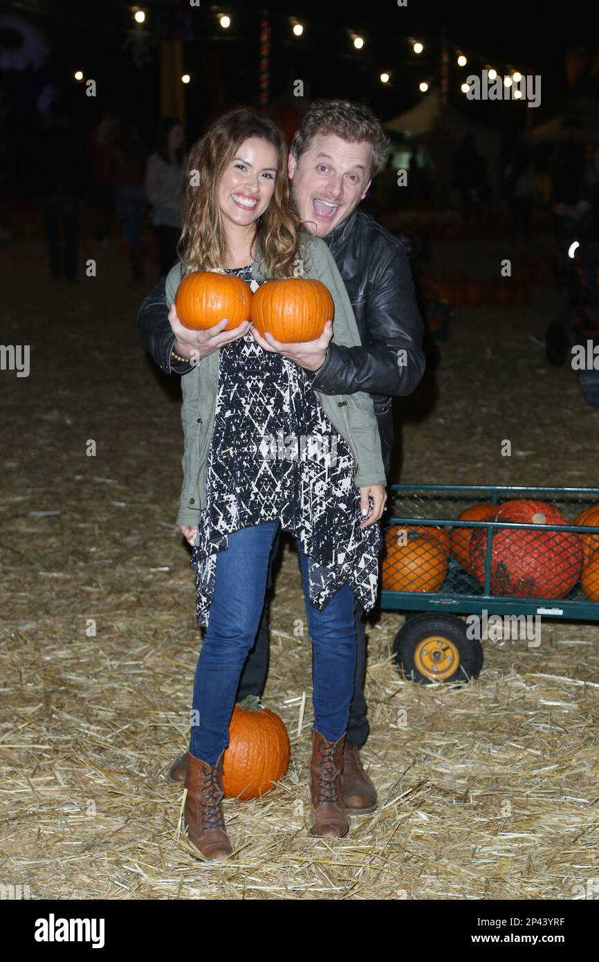 Photo by: JMA/STAR MAX/IPx10/17/14Skyler Stone and Nicole Stone at The ...