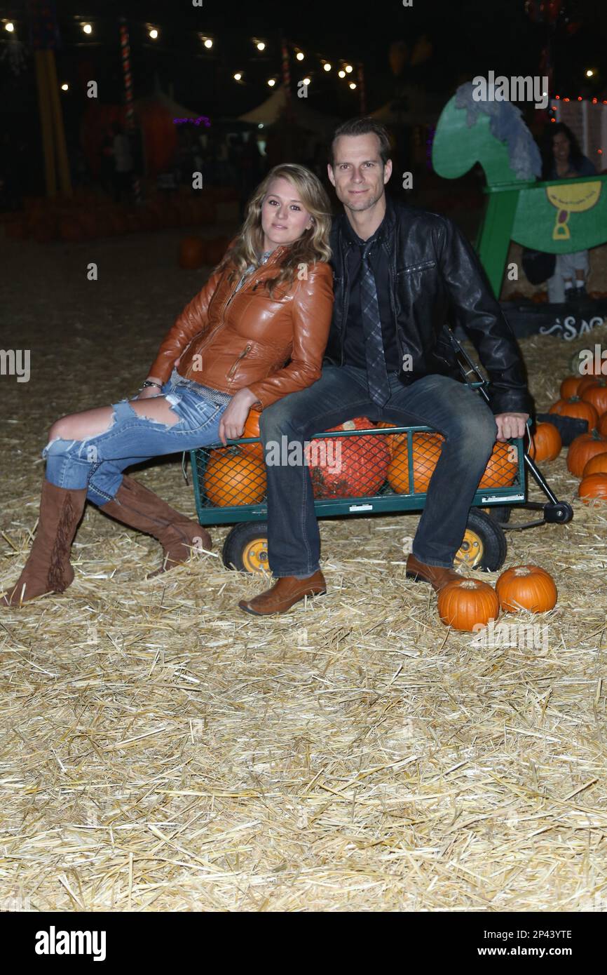 Photo by: JMA/STAR MAX/IPx10/17/14Nick Liam Heaney and Kayla Tabish at ...