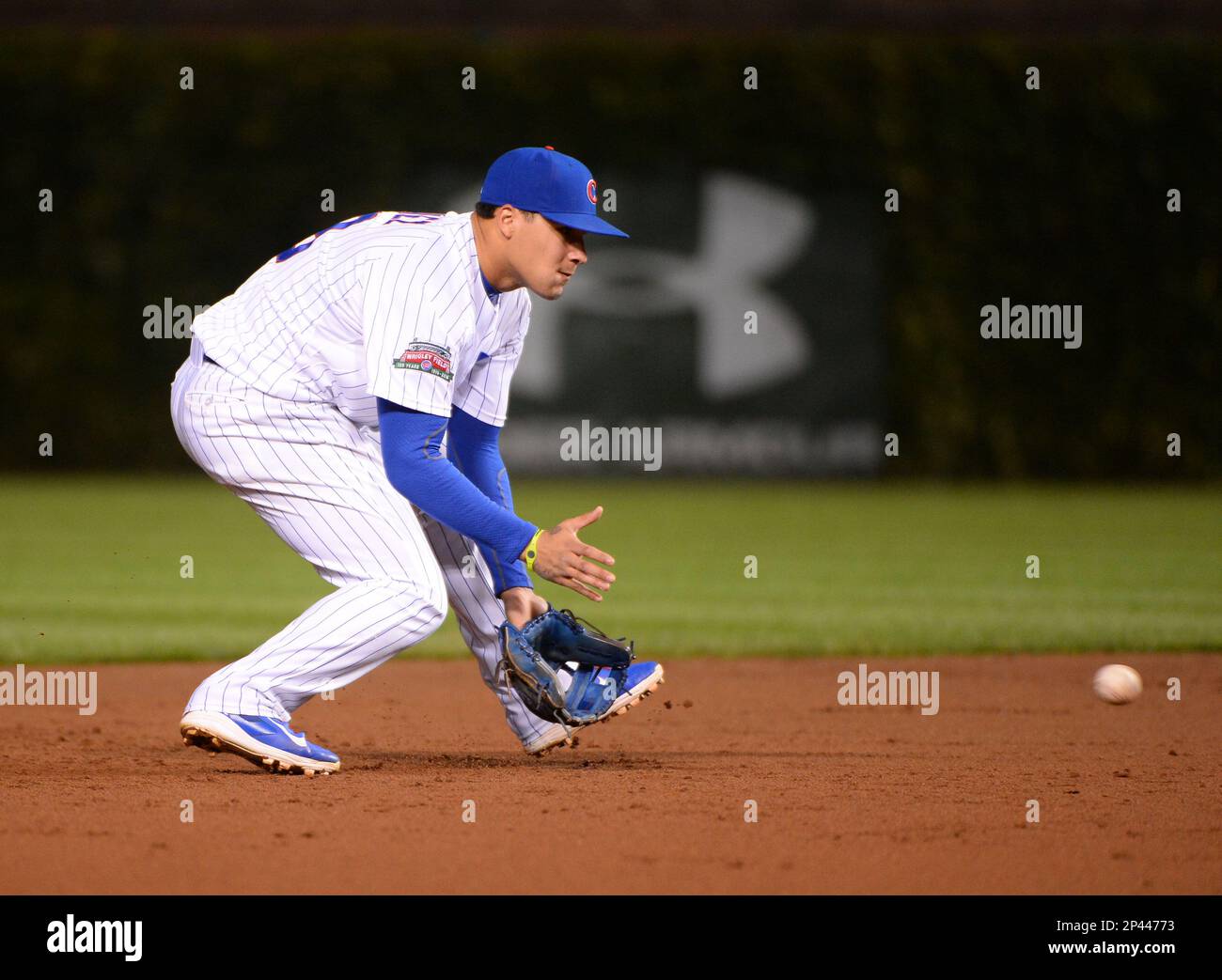 Chicago Cubs Javier Baez (9) during a game against the Los Angeles ...
