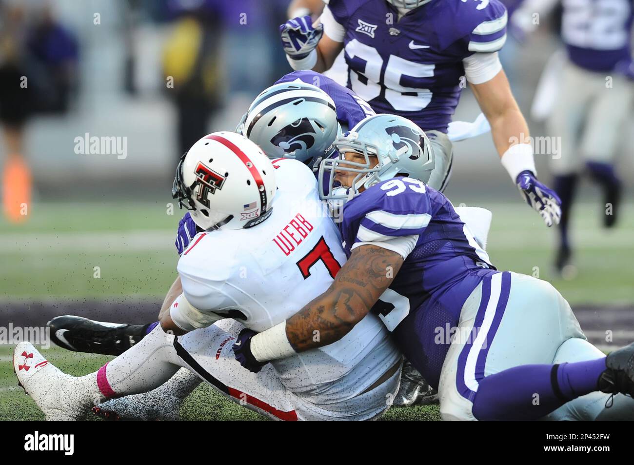 October 04,2014: Kansas State Wildcats defensive tackle Valentino ...