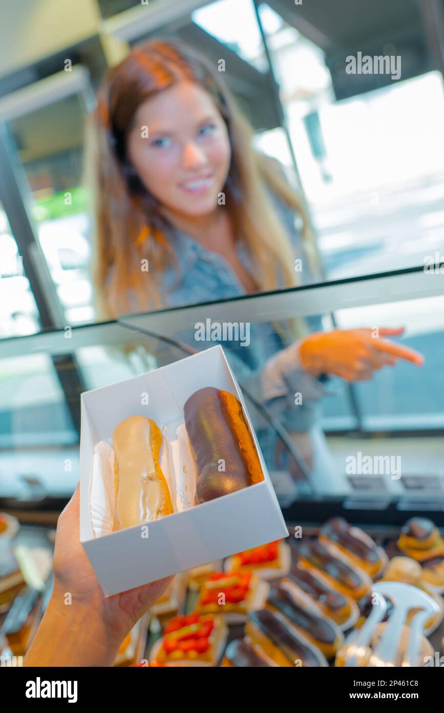 Girl about to order hi-res stock photography and images - Alamy