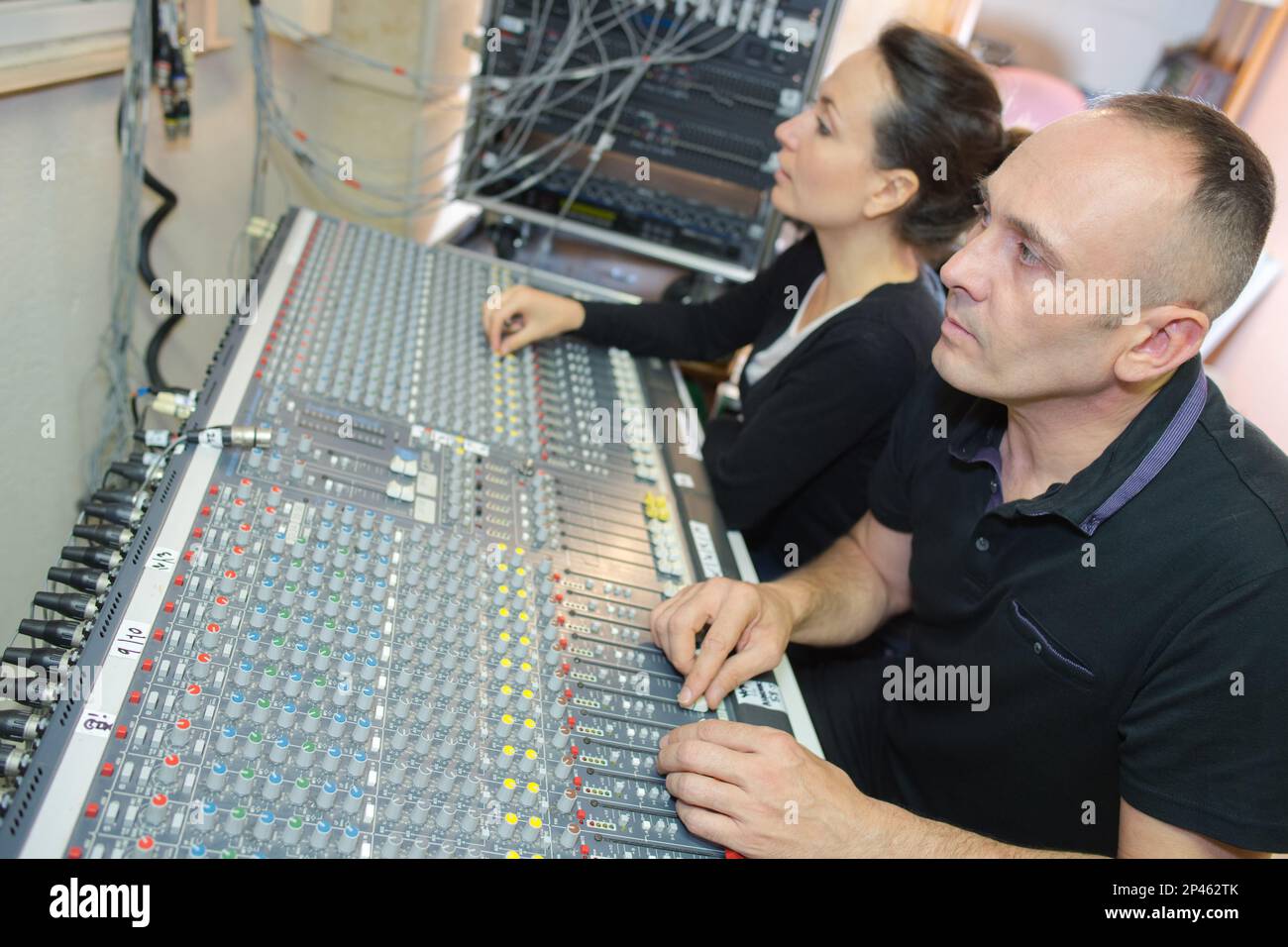 Female record producers hi-res stock photography and images - Alamy