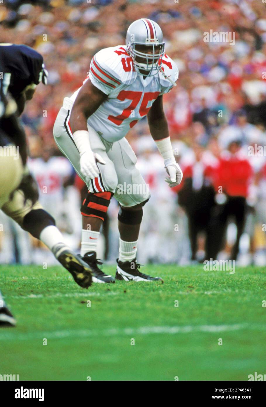 Ohio State University offensive lineman Orlando Pace (75) sets for play ...