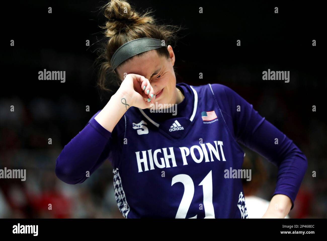 CHARLOTTE, NC - MARCH 05: Skyler Curran (21) of the High Point Panthers ...